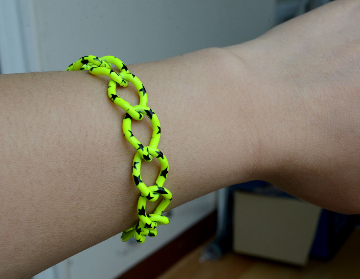 Stars On Neon Bracelet on Luulla