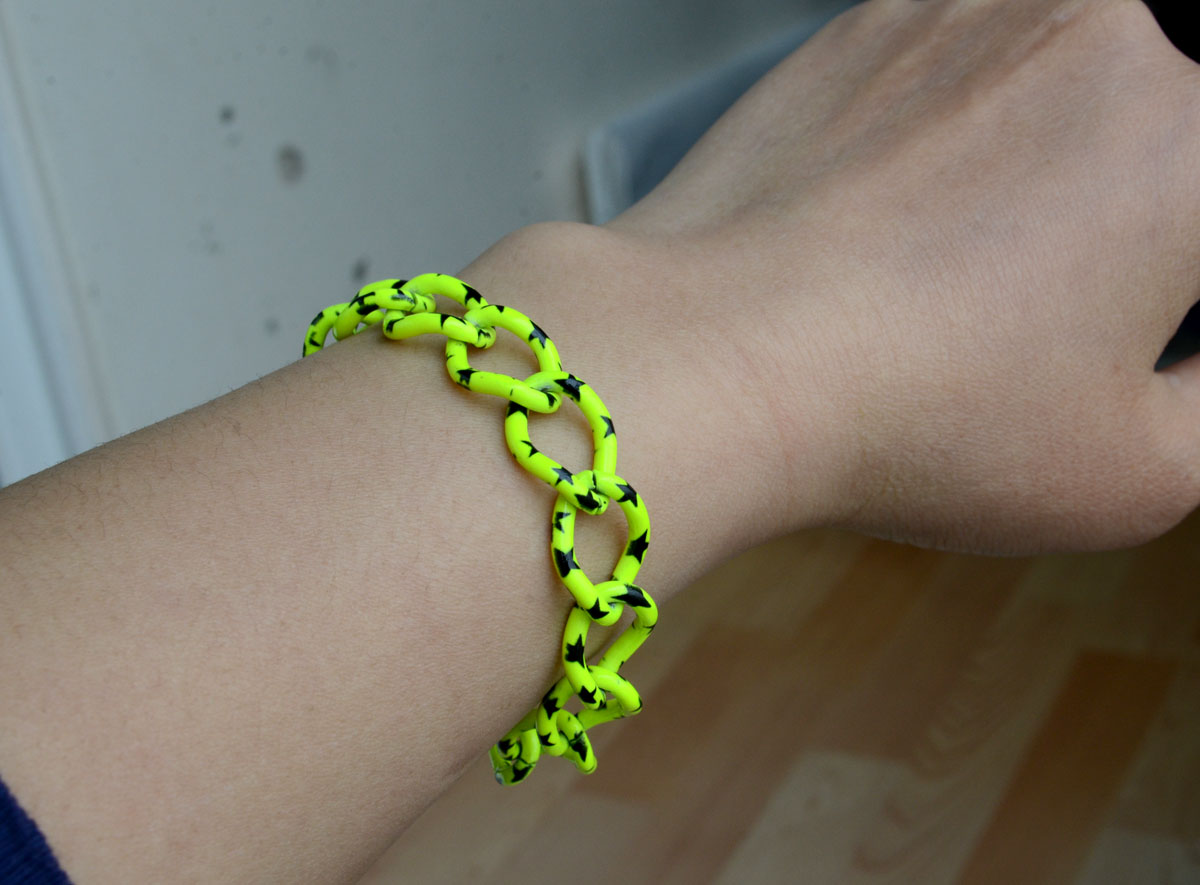 Stars On Neon Bracelet on Luulla